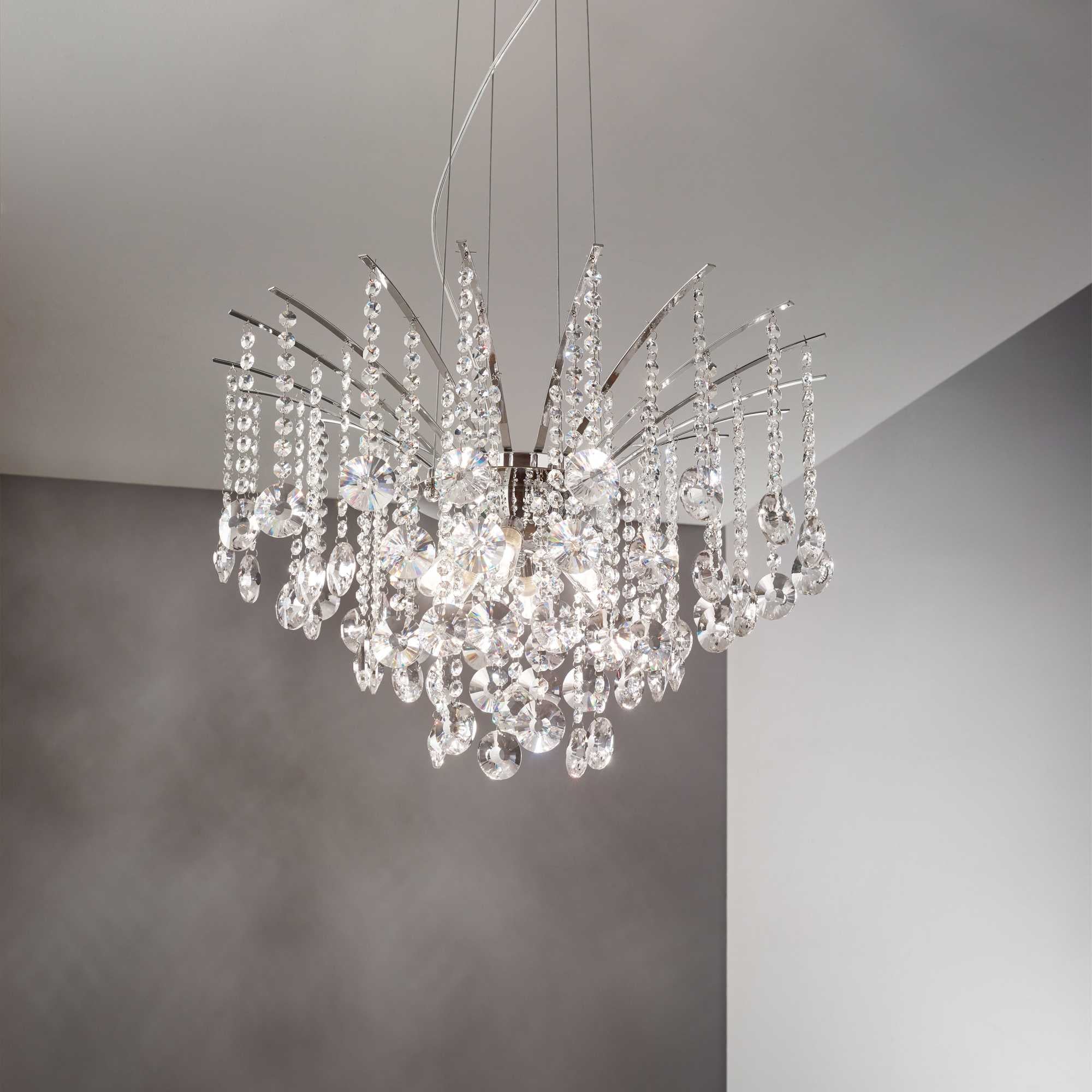Exploring the Different Shapes of Chandeliers – Kroonluchters Online